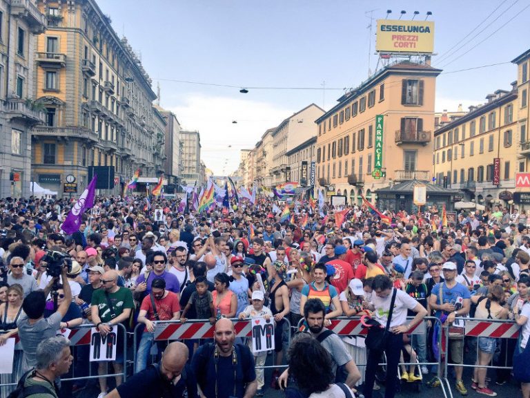 La Regione nega il patrocinio al Milano Pride: La Regione nega il patrocinio al Milano Pride: