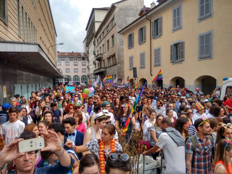 #OndaPride: le immagini più belle dei 5 pride di oggi