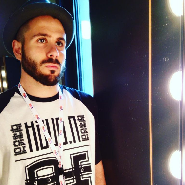 Ecco chi è "la scimmia" di Francesco Gabbani – Foto